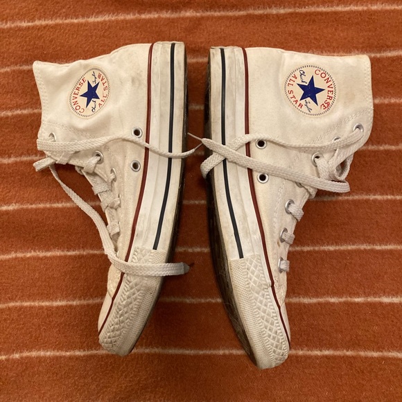 Converse | Shoes | White High Top Converse Size 75 | Poshmark